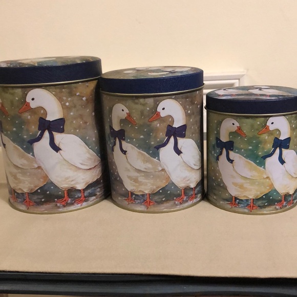 Kitchen | Vintage Nesting Kitchen Tins 198s Canisters Ducks And Geese ...